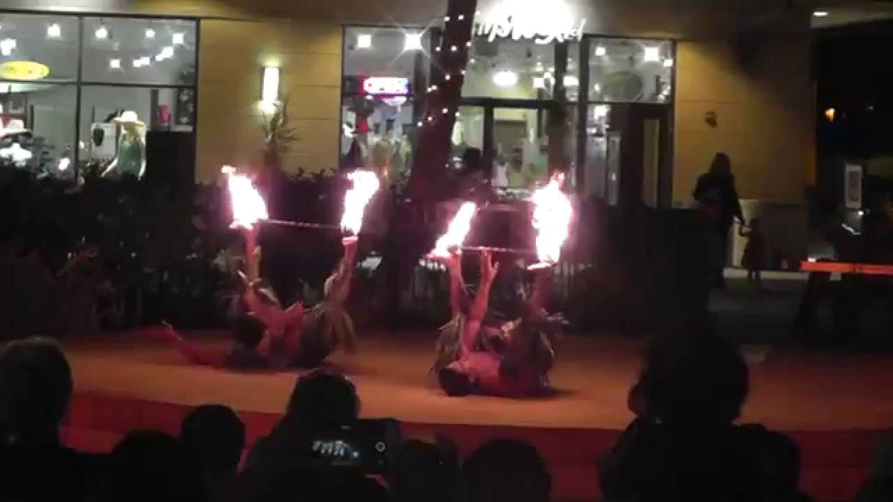 Polynesian Fire Dance in Hawaii - YouTube