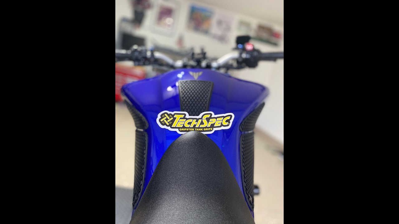 2021 Yamaha MT09 TechSpec Tank Pad Install - YouTube