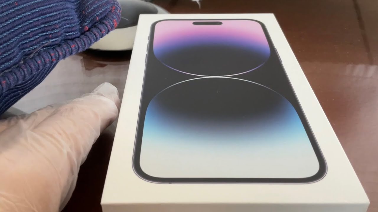 Is there a secret case in the iPhone 14 box? - YouTube