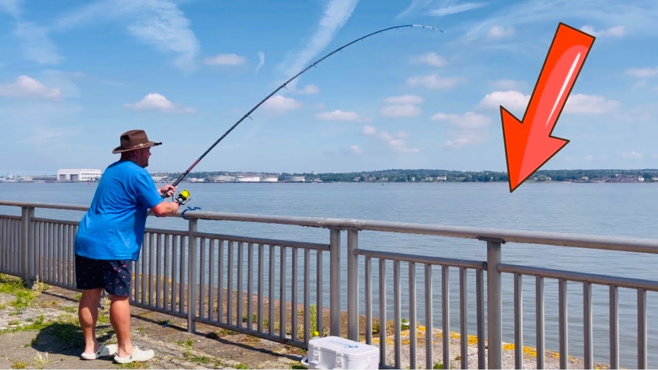 “ITS A HEAVY FISH” STACKS of FISH in LIVERPOOL! - YouTube