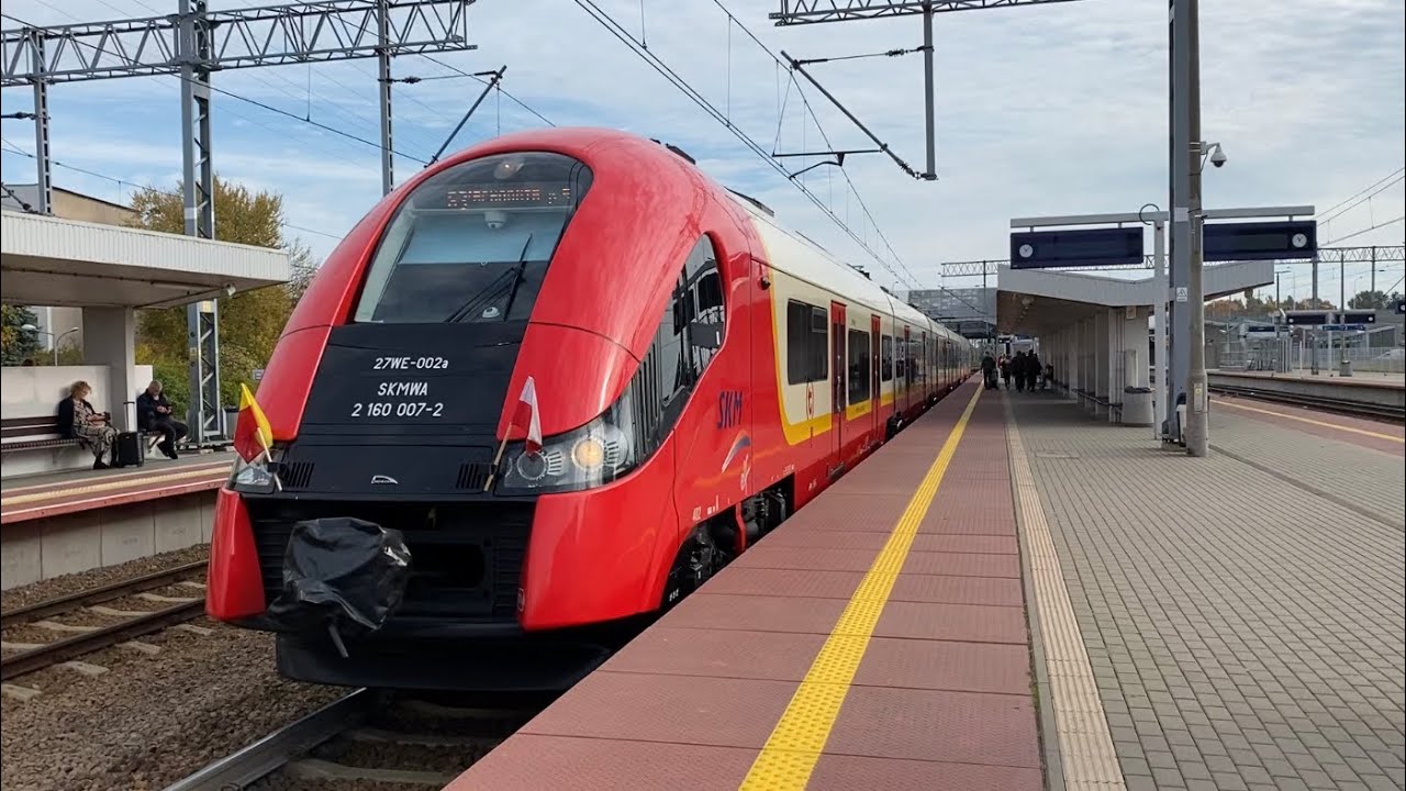 Pesa Elf SKM on S3 to Warszawa Zachodnia at Warszawa Gdańska - YouTube