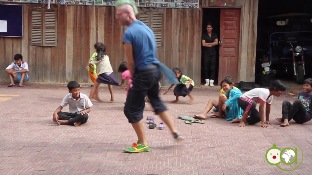 Belgian Clown performing in Cambodia for COLT - YouTube