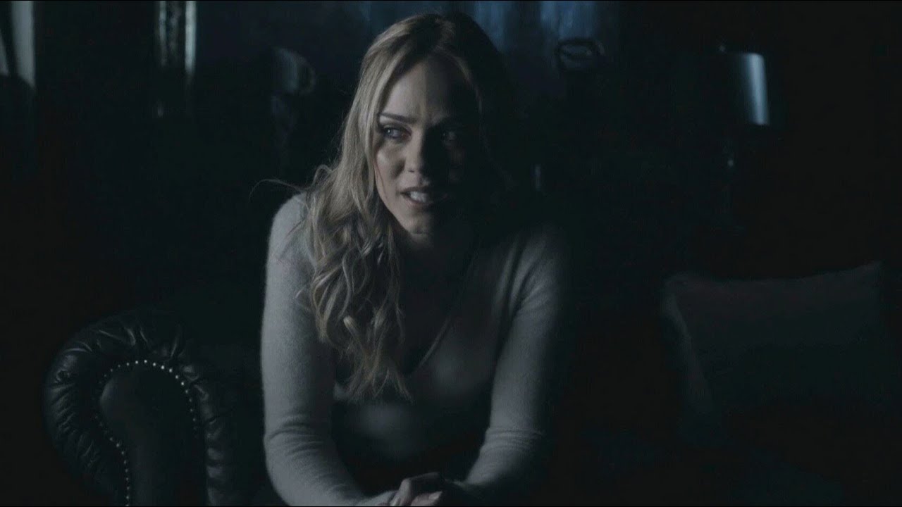 Third and final season of 'Bitten' set to premiere - YouTube
