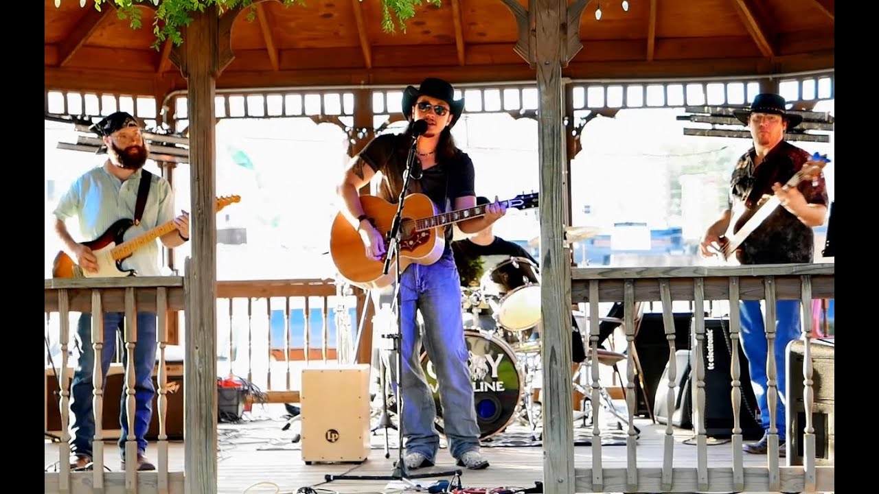 Cody Wickline at 2016 Peach Festival - YouTube