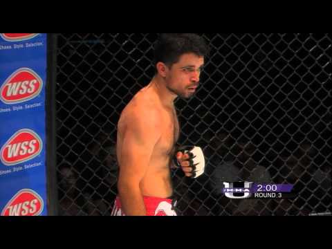 Michael Jackson vs. Angel Perla (The University of MMA, Fight Night 11, 8/16/15)