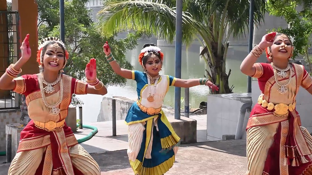 Tungabhadra pushkara maha Vundha Natyam in Kurnool, Andhra Pradesh ...