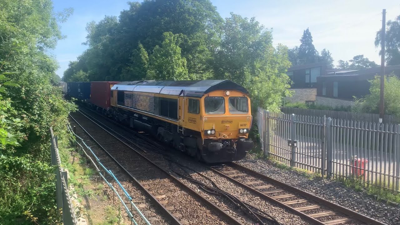 Class 66 | 66781 ‘Darius Cheskin’ | GB Railfreight - GBRf - YouTube