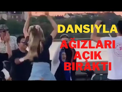 Sokakta eğlenen gençlerin arasına dalan teyze, dansıyla ağızları açık bıraktı!