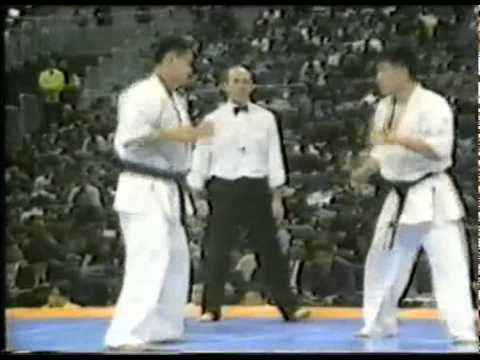 TANIGAWA KOU VS OKAMOTO TORU 6TH WORLD OPEN KARATE TOURNAMENT IKO 2 ...