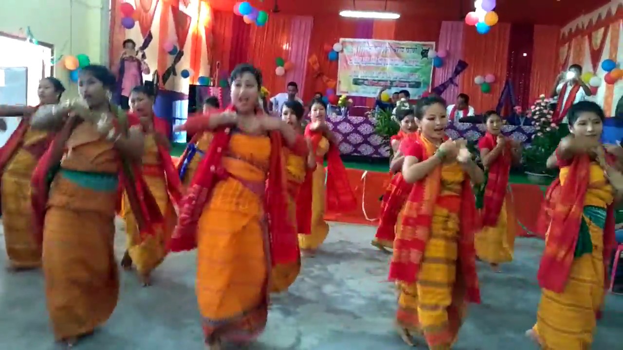 Bagurumba dance of beautiful Bodo cultural dance - YouTube