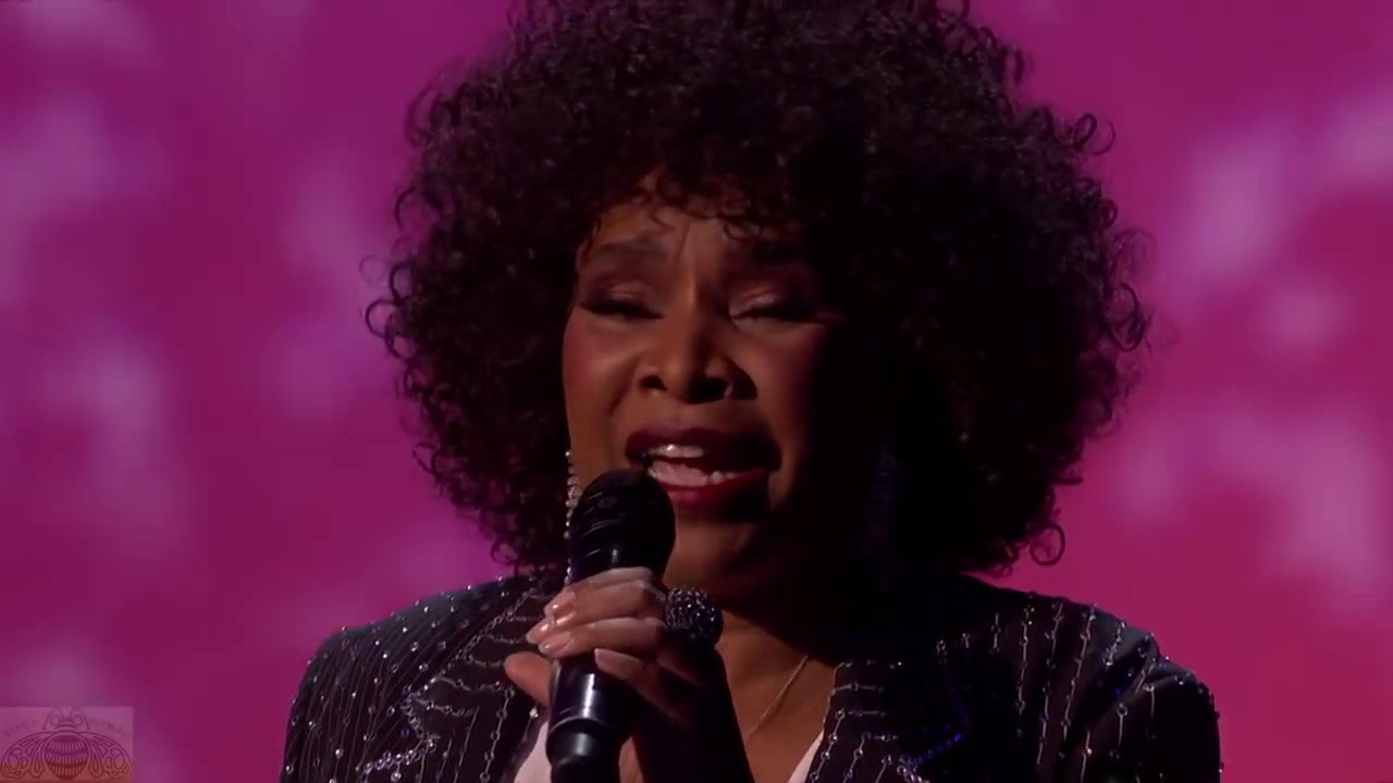 42 America's Got Talent 2016 Ronee Martin R&B Queen Live Shows Round 3 ...