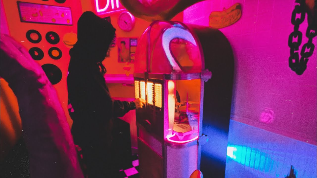 Kidd Luui Ft. Zelz - Moment Of Silence (Official Audio) - YouTube