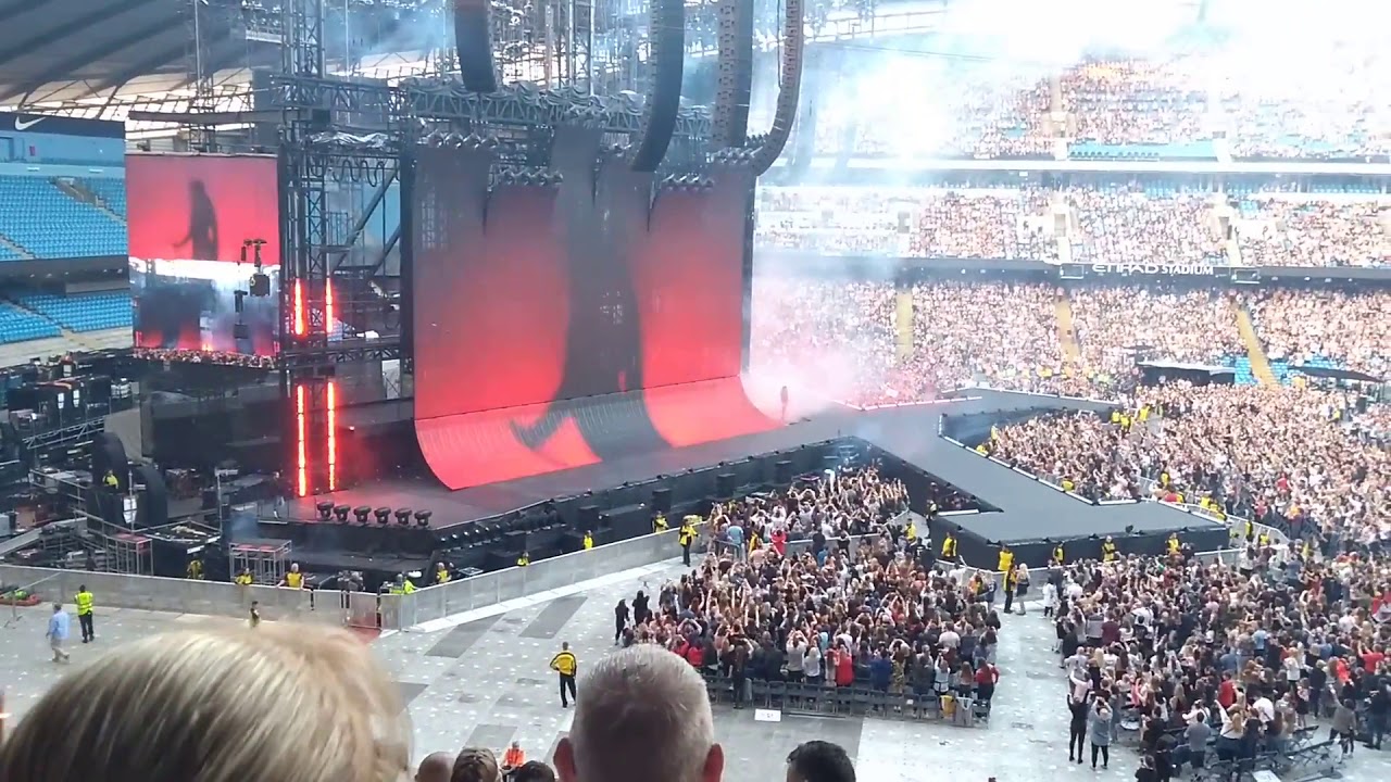 Taylor Swift - Ready for it - Manchester 10th of June 2018 - YouTube