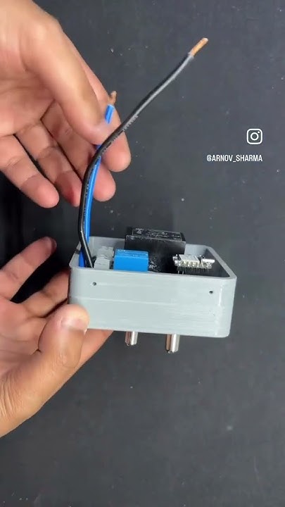 SMART WIFI PLUG ESP32 - YouTube