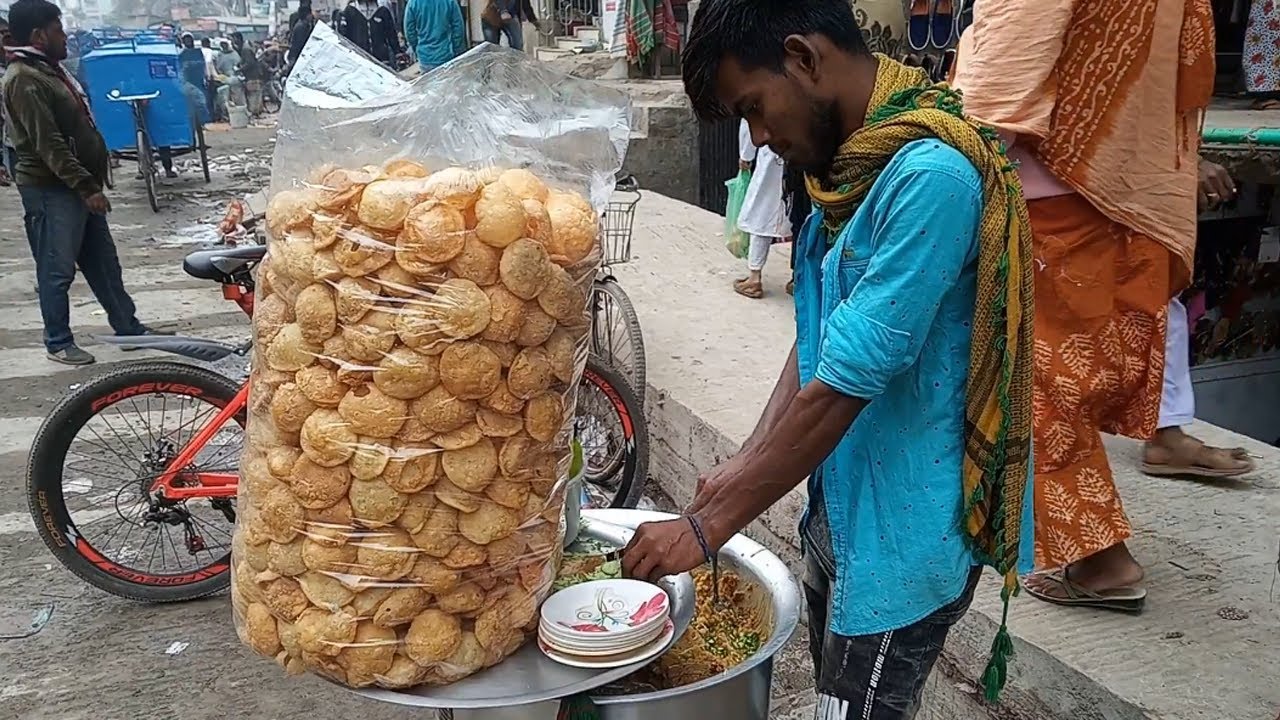 Famous Street Food of Bangladesh -Velpuri || Bangladeshi Street food ...