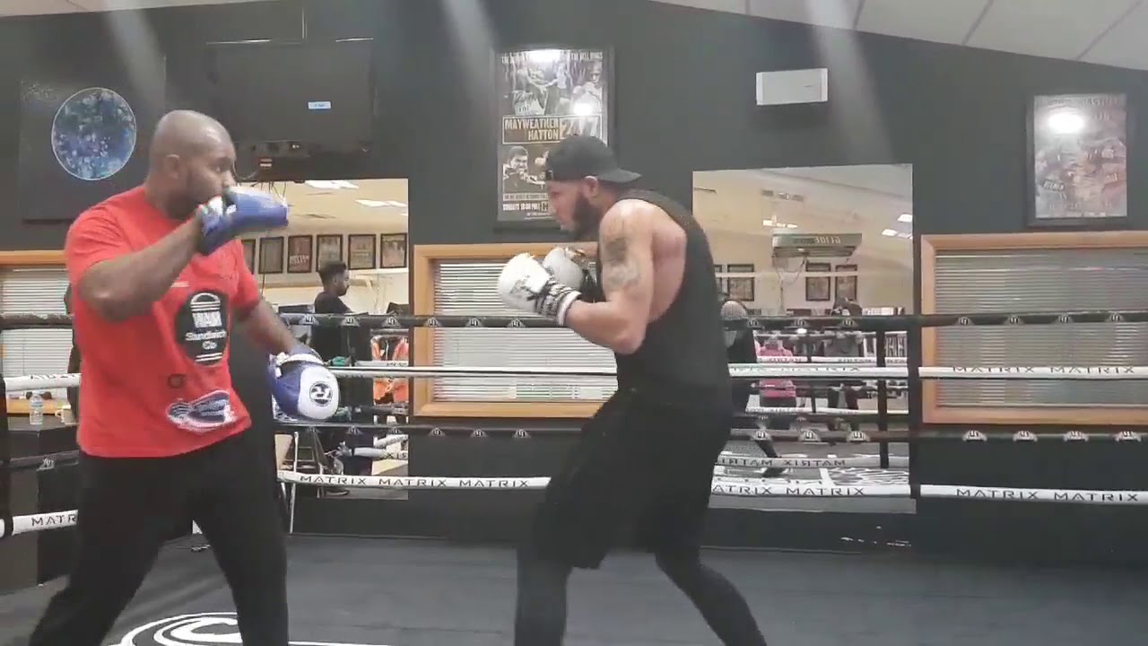 Lyndon Arthur At Hattons Gym - YouTube