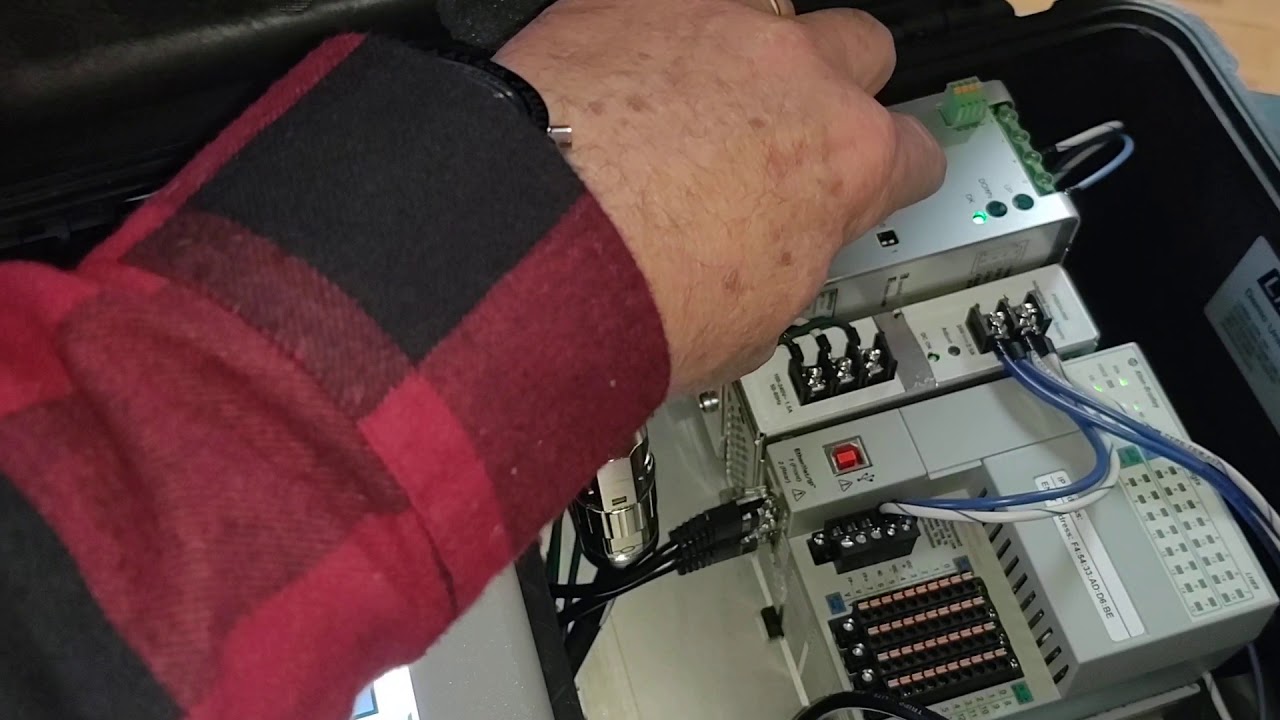 LinMot Demo force control - YouTube