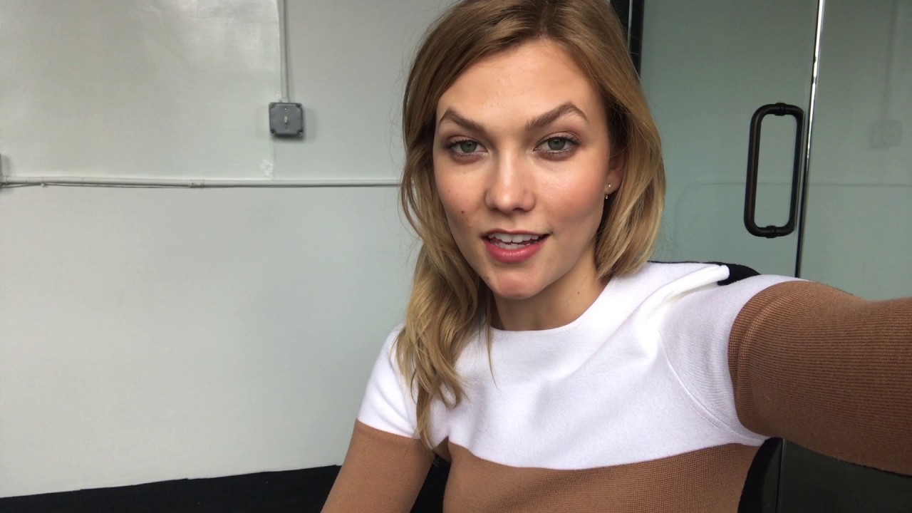 KARLIE KLOSS IS PRETTY SMART'S FEMINIST ROLE MODEL OF THE YEAR - YouTube