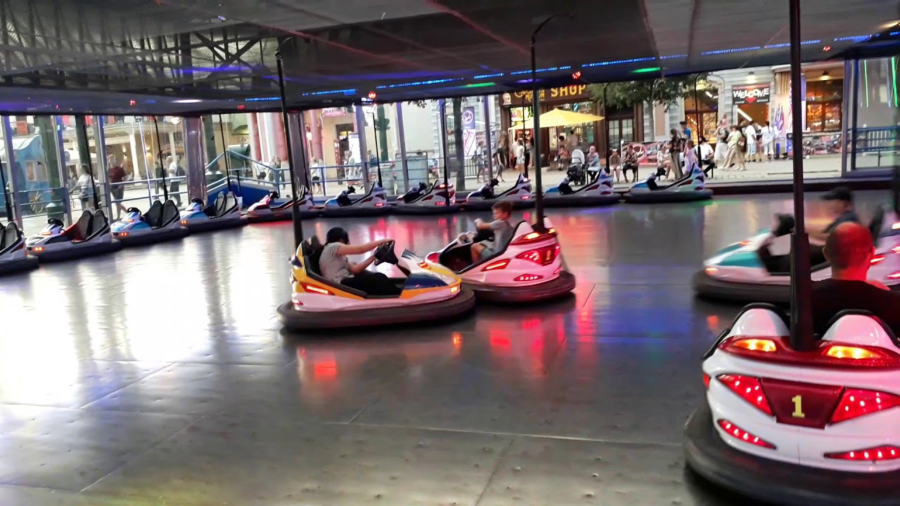 Prater playing Cars(3) - YouTube
