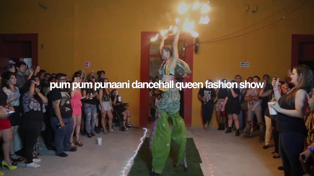 STILTS FIRE - FUEGO ZANCOS DANCE FASHION 2017 PUM PUM PUNAANI - YouTube