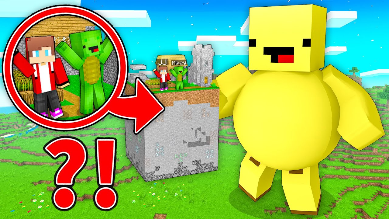 Banana Kid Became GIANT to DESTROY Mikey and JJ CHUNK in Minecraft ...