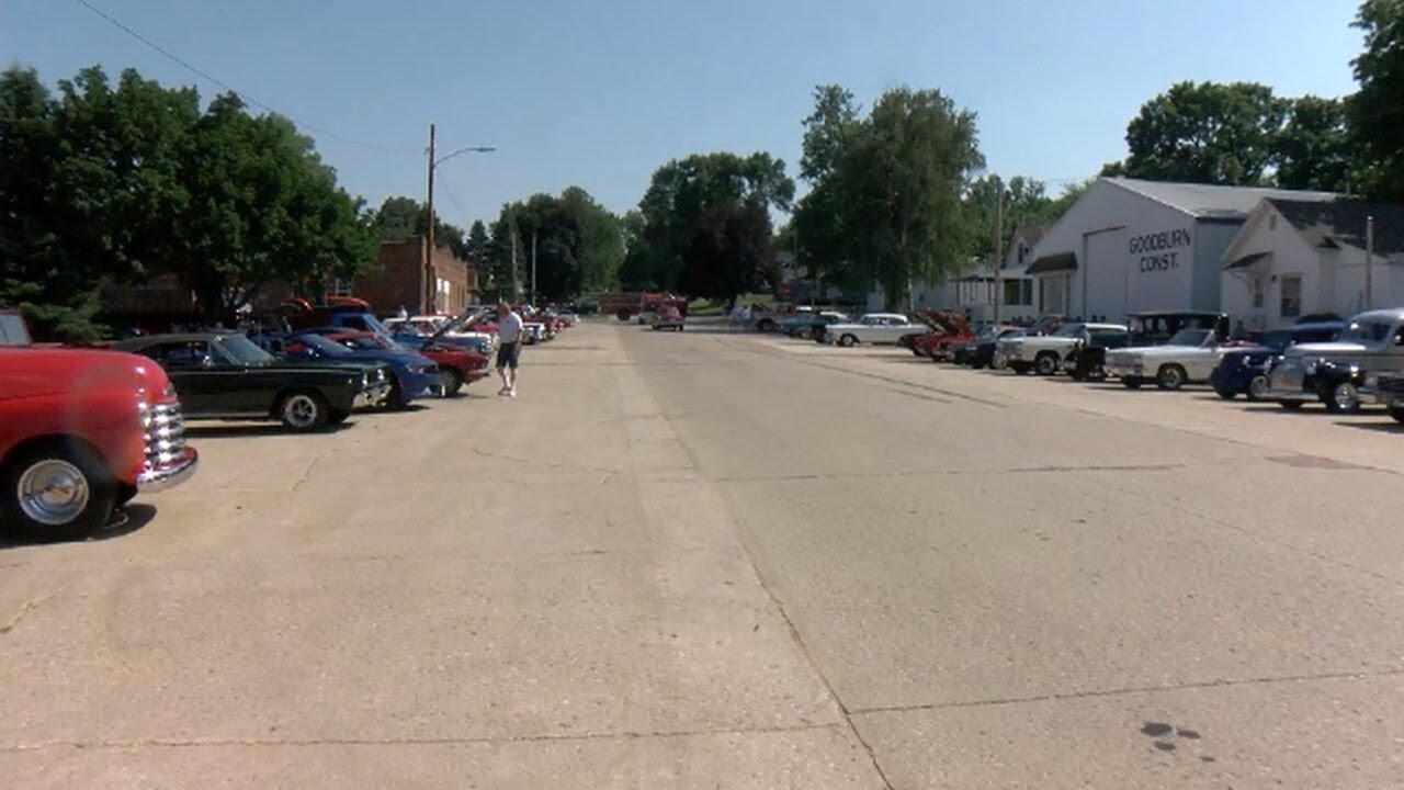 Cushing, IA holds their "Old Fashioned Wednesday Night" which brings ...