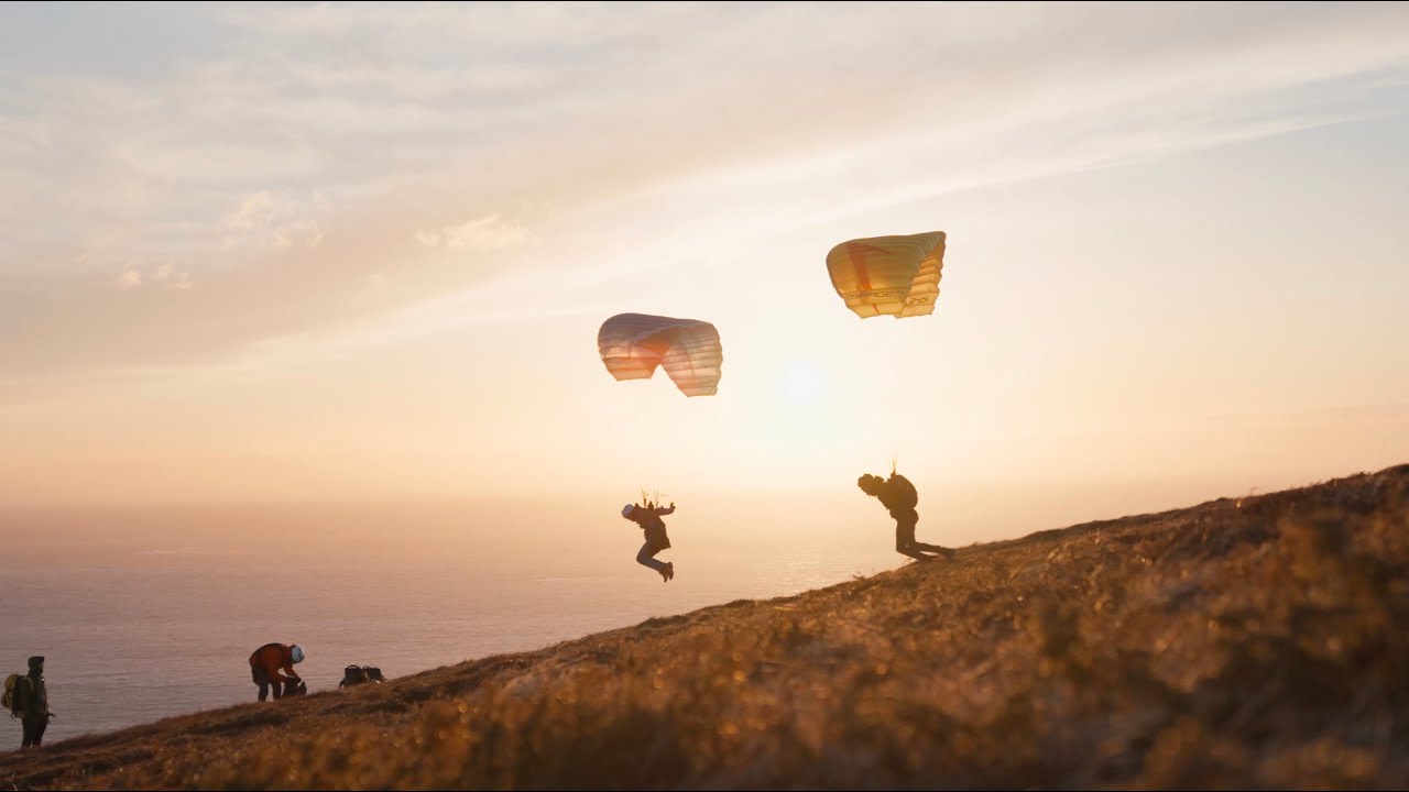 Speedflying mountain soaring at Lepsøya, Norway - YouTube