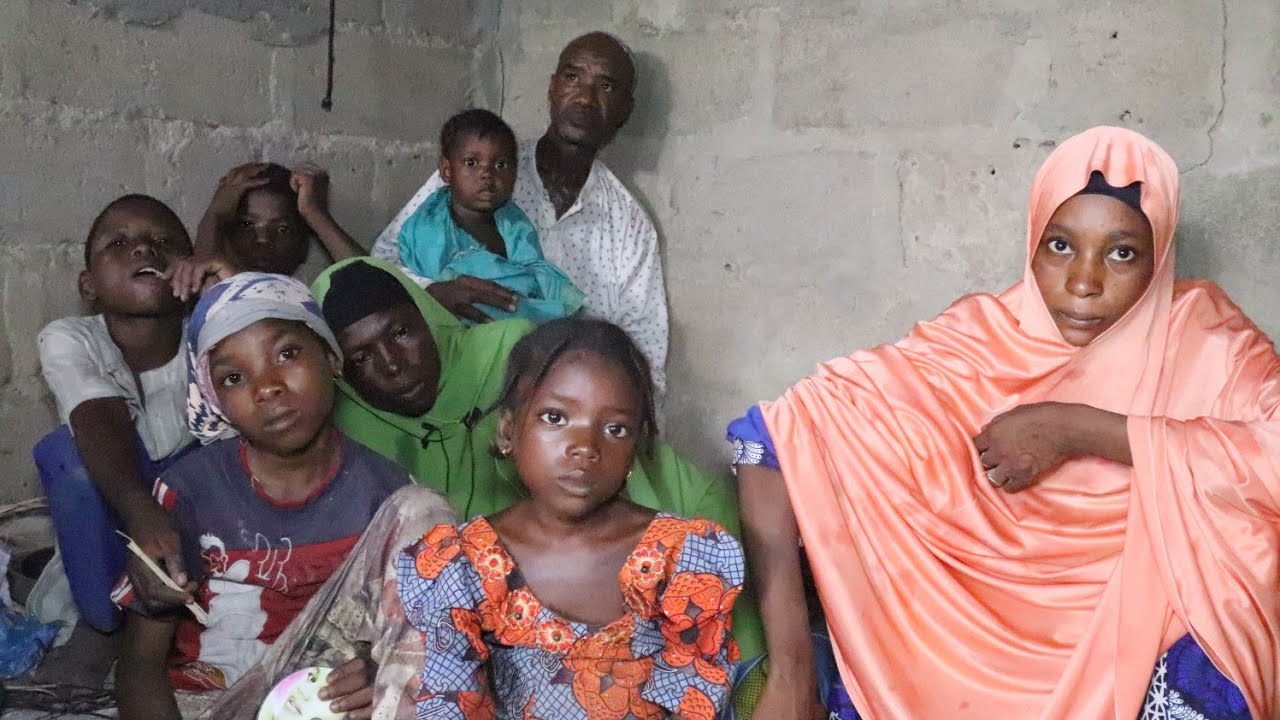 KAMAR IN KASHE KAINA DA DUK YAYANA, ALLAH YA JARABA NI TSORONA KAR ...