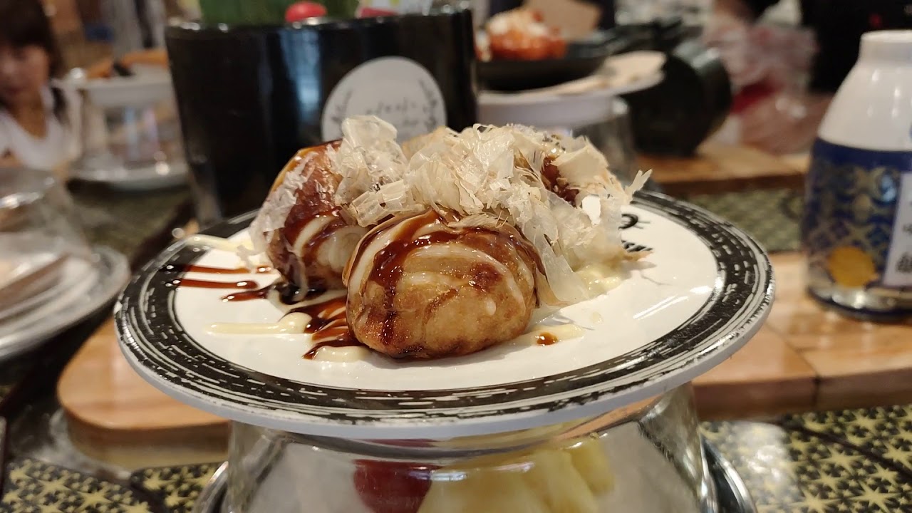MIKADO SUSHI ( eat all you can) Japanese Food - YouTube