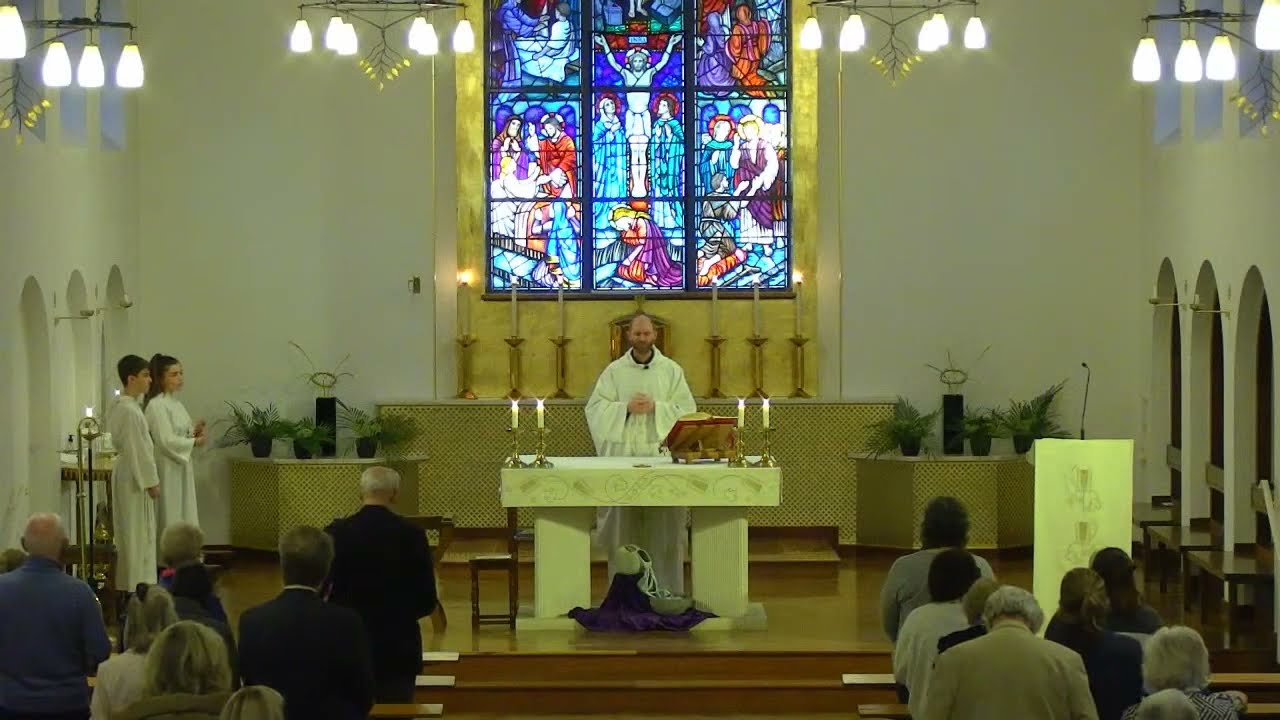 Holy Name Esher, Holy Thursday 14.4.2022 - YouTube