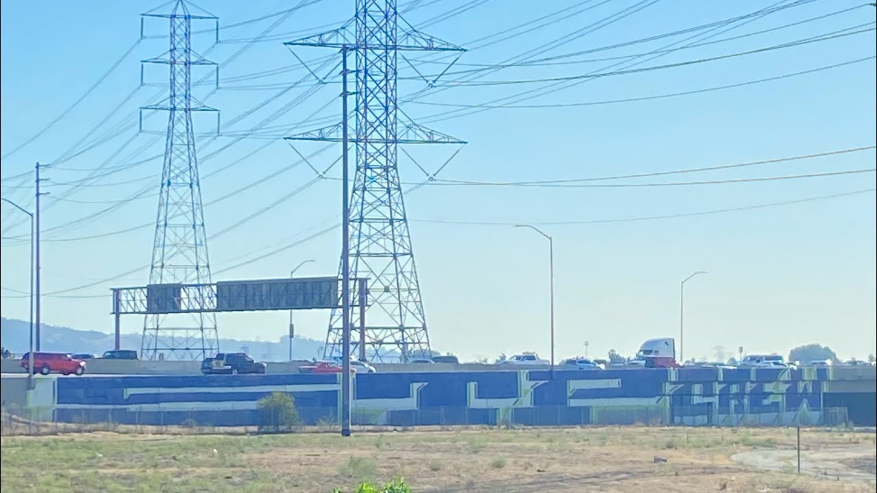 STP Crew Graffiti Roller Bomb on Highway. (NOT ILLEGAL FOR ...