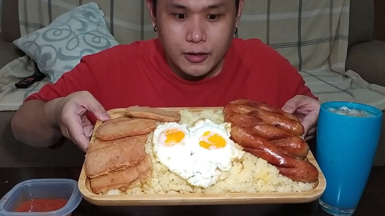 Star margarine fried rice, Hungarian sausage at Ma Ling - YouTube