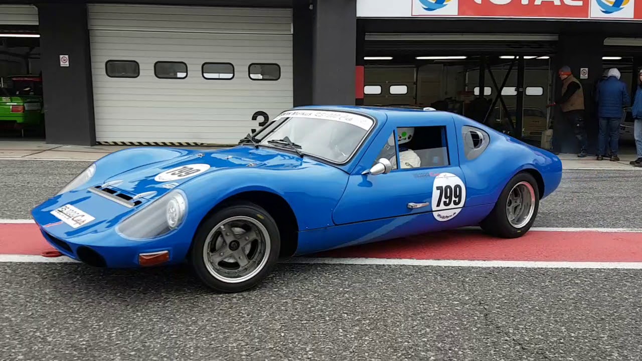 Die Melkus RS 1000 starten in Most auf die Strecke 2019 - YouTube