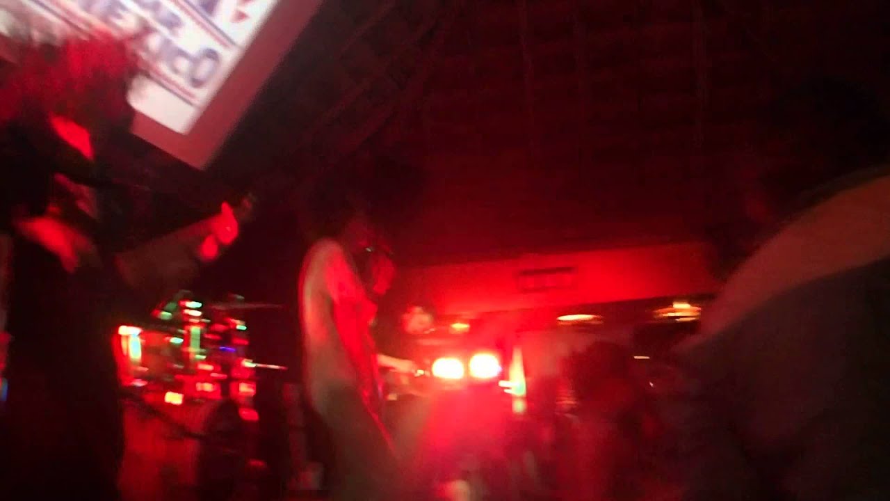 THE RED EYE BAND~RUBEN LARREGUI~W/O JOSH~YOU SHOOK ME ALL NIGHT~ - YouTube