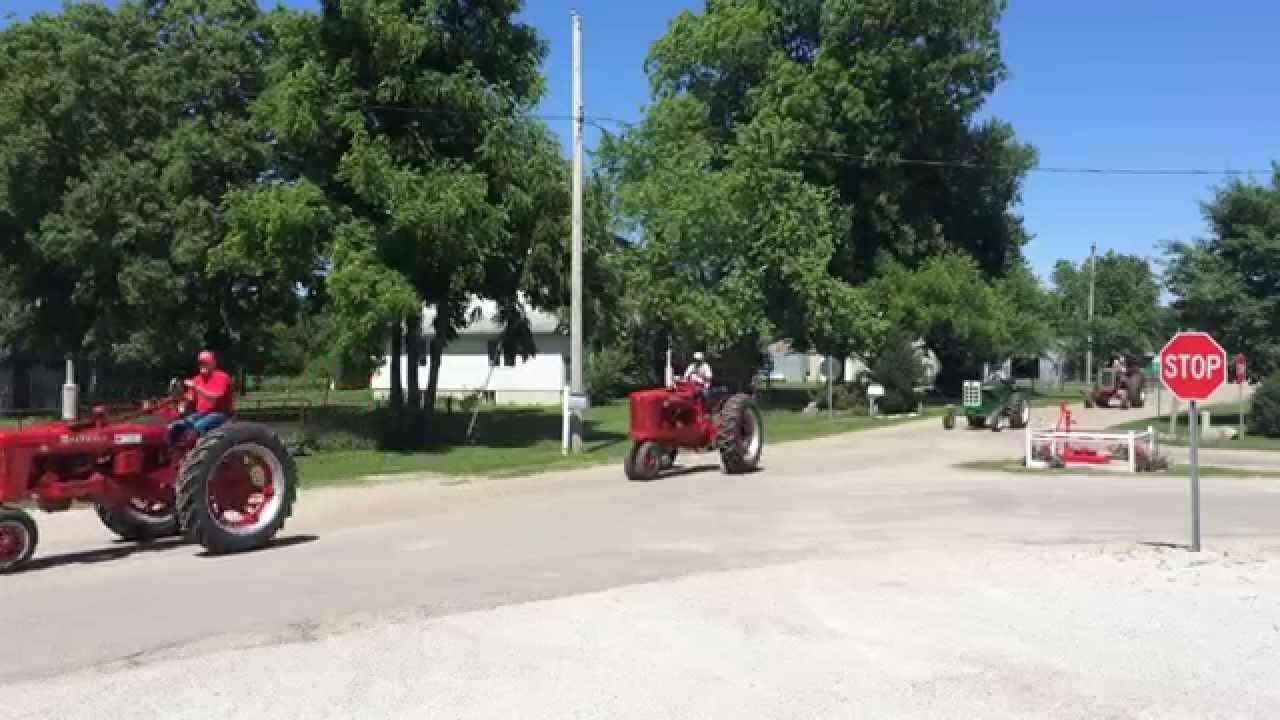 Amish Tractor Cruise 2014 - YouTube