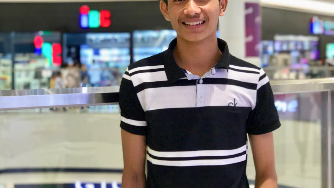 Chanrith Chhorn Live Stream - YouTube