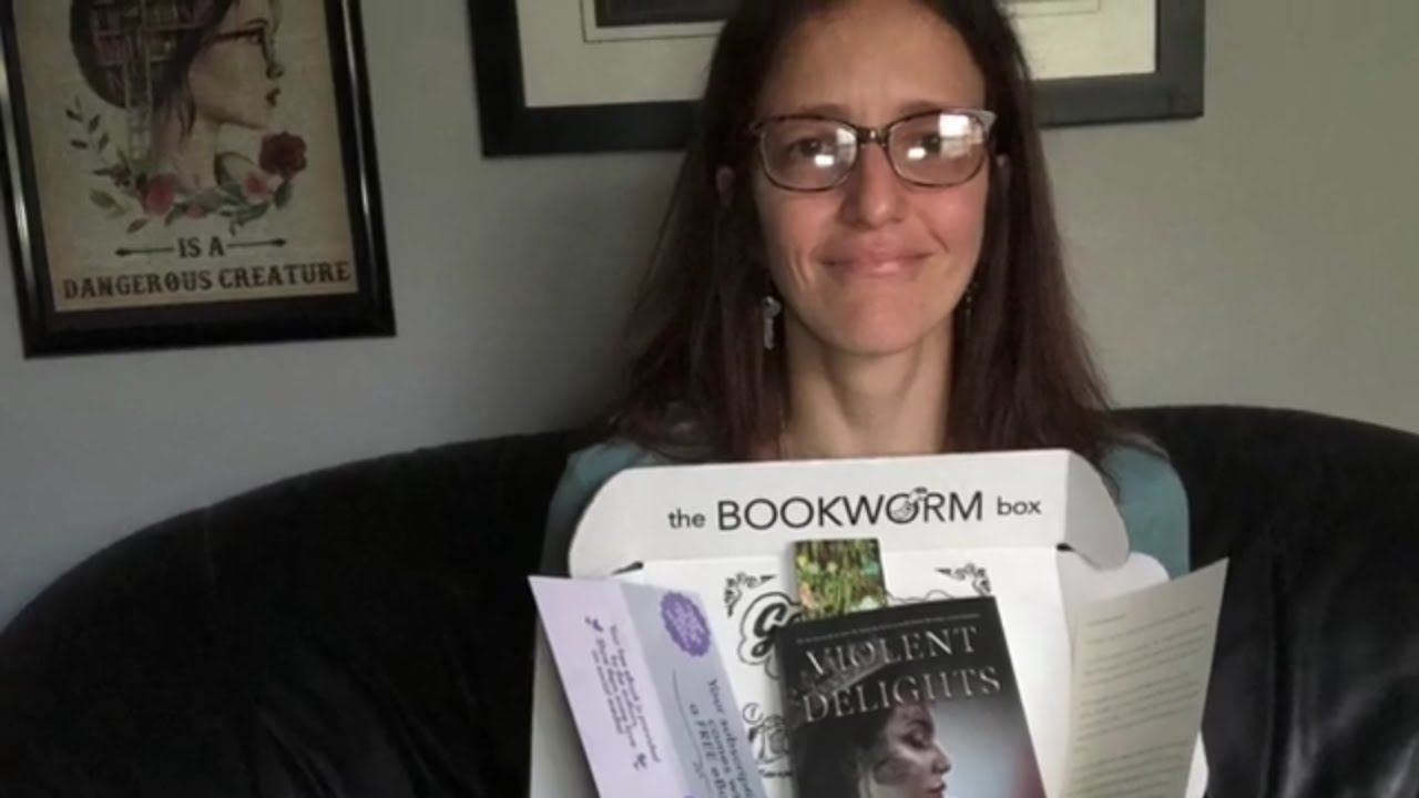 The August Edition Of The Bookworm Box - YouTube