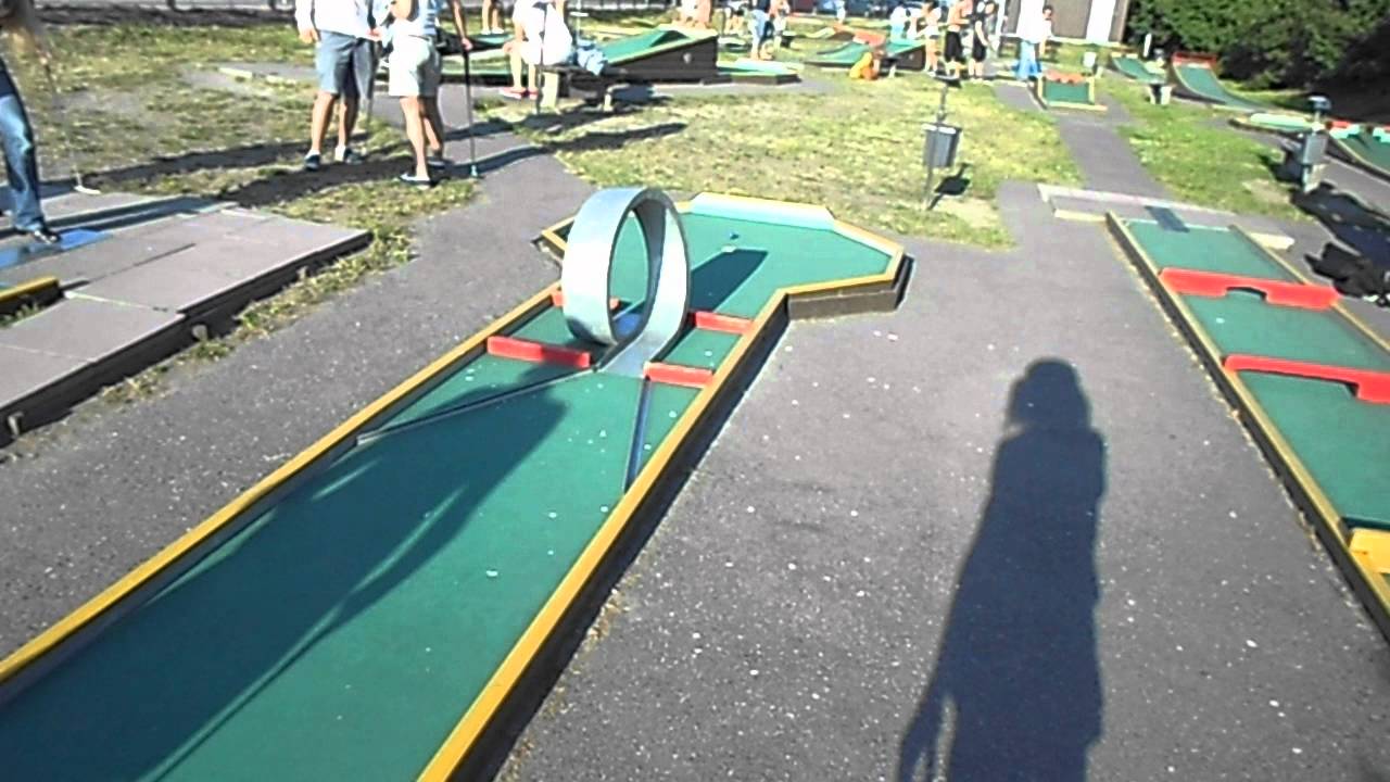 amazing hole in one at helsinki mini golf course loop - YouTube