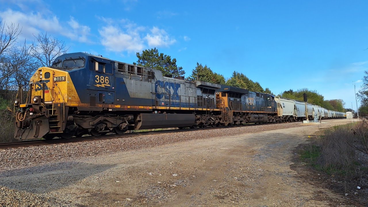 CSX YN2 Unit Leads 641! - YouTube