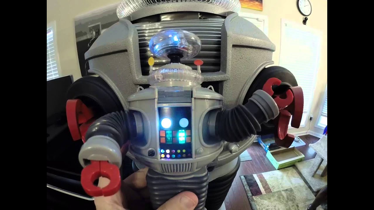 Diamond Select Lost in Space Robot Review 05-30-15 - YouTube