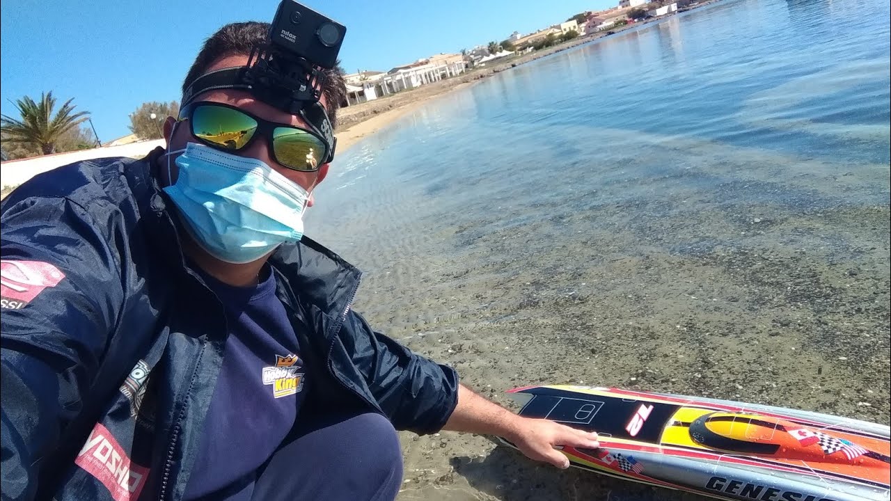 GENESIS RC BOAT NEW SSS 4082 2200 KV - YouTube