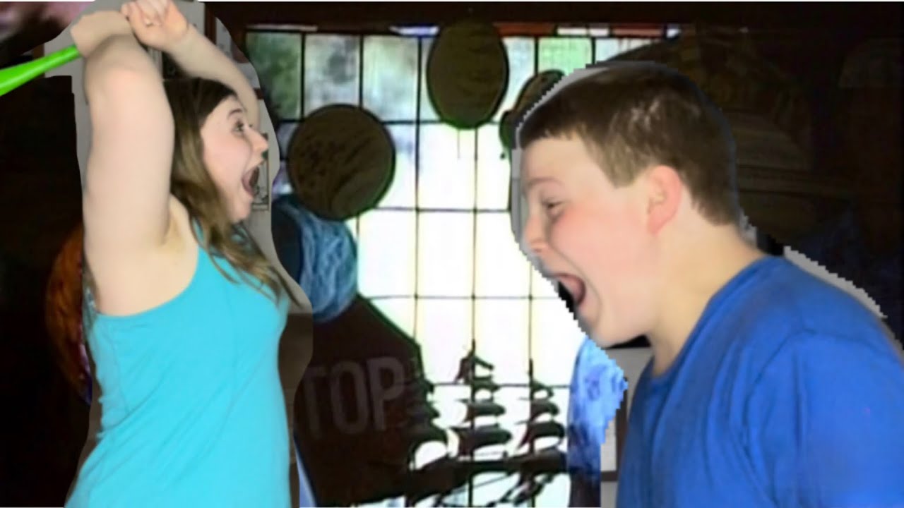 Full house scene. Jesse and Joey scare each other - YouTube