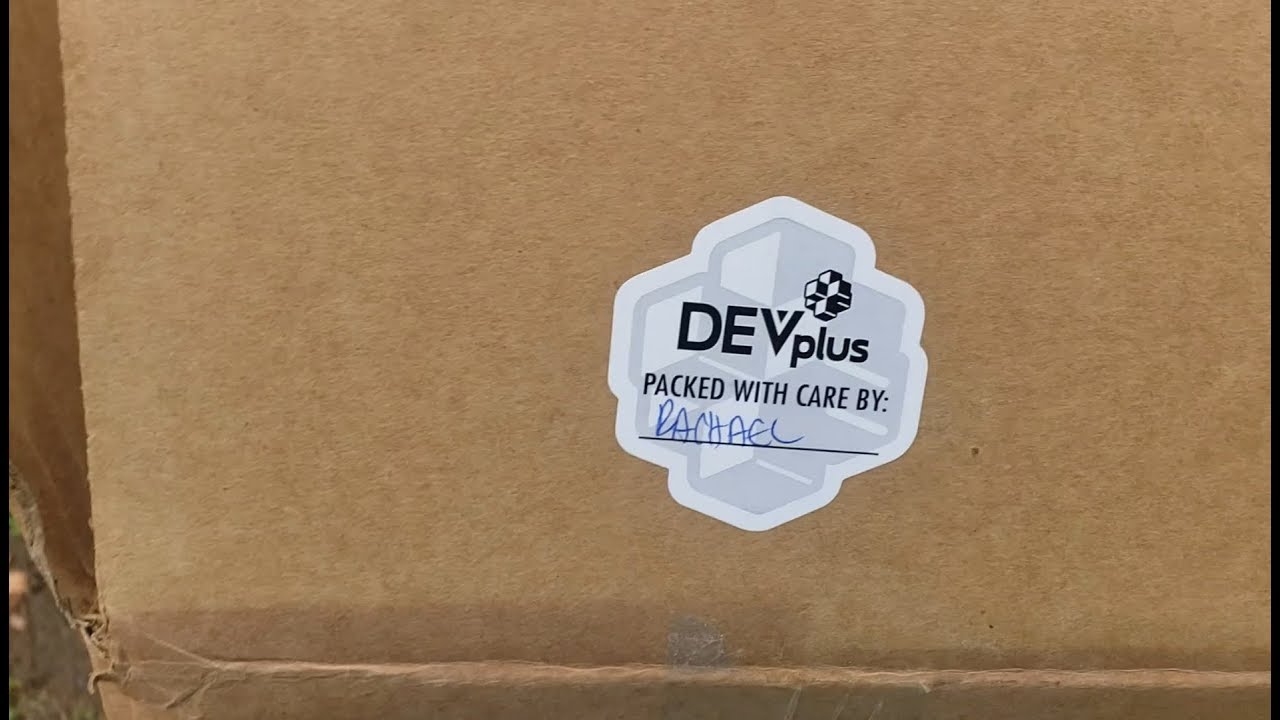 Burning Stuff 865: Cardboard Box (DEVplus) - YouTube