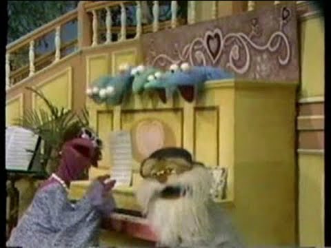 Love Is a Simple Thing (The Muppets Valentine Show) - YouTube