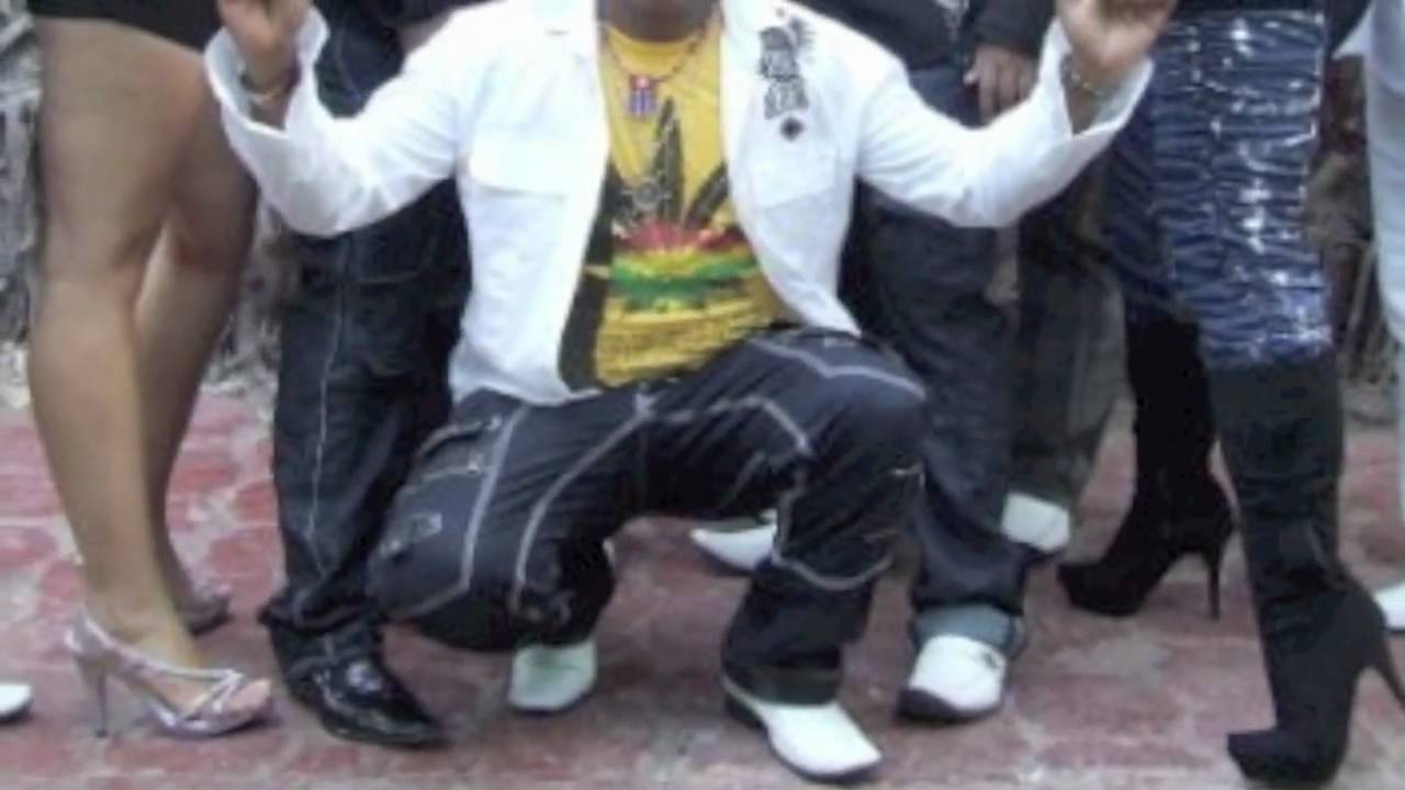 Yamboo y su Bombazo Promo.mov - YouTube