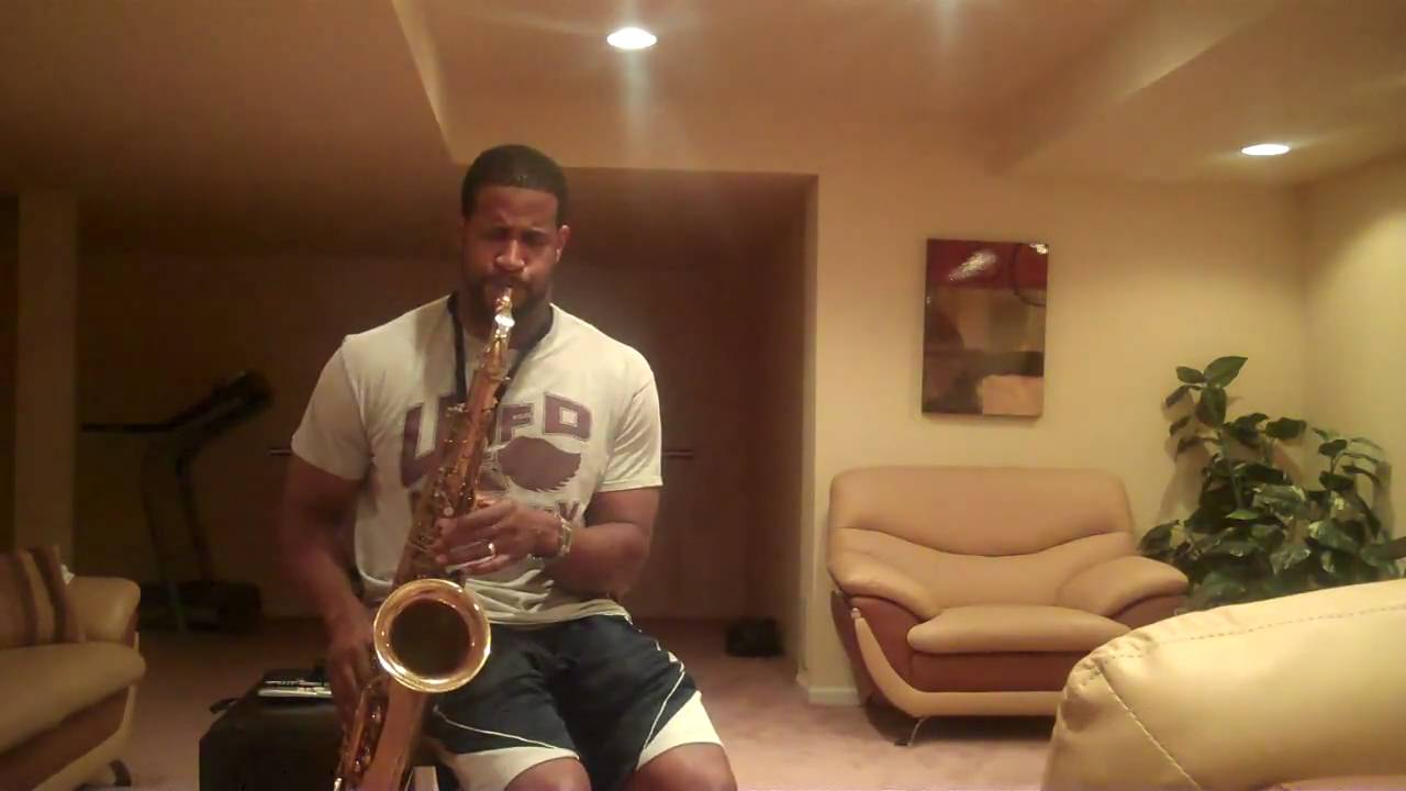 Daryl Beebe in the basement working on saxophone licks. - YouTube