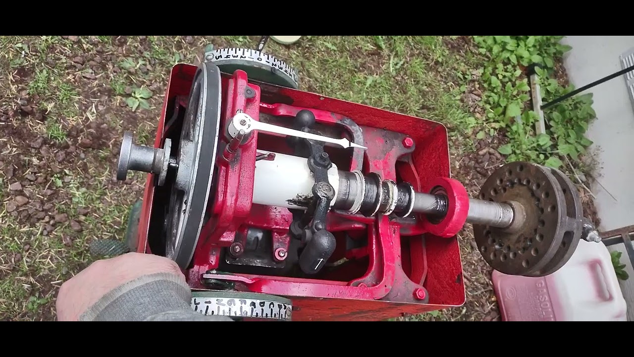 50s weaver wheel balancer mechanical inside - YouTube