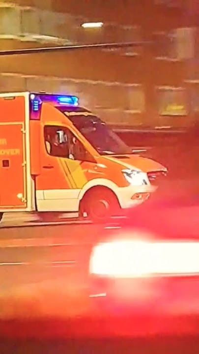 [Hornwechel] RTW BF Hannover auf Einsatzfahrt - YouTube