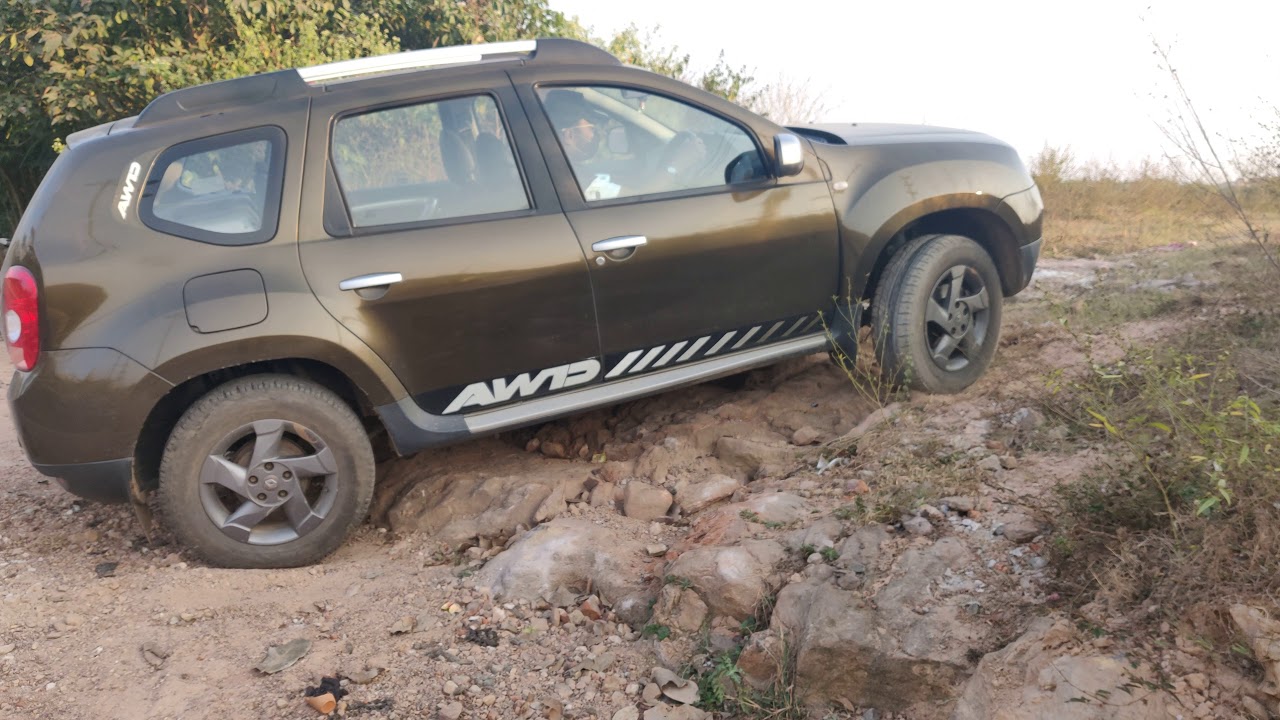 Rock Climbing Renault Duster AWD Part-I - YouTube