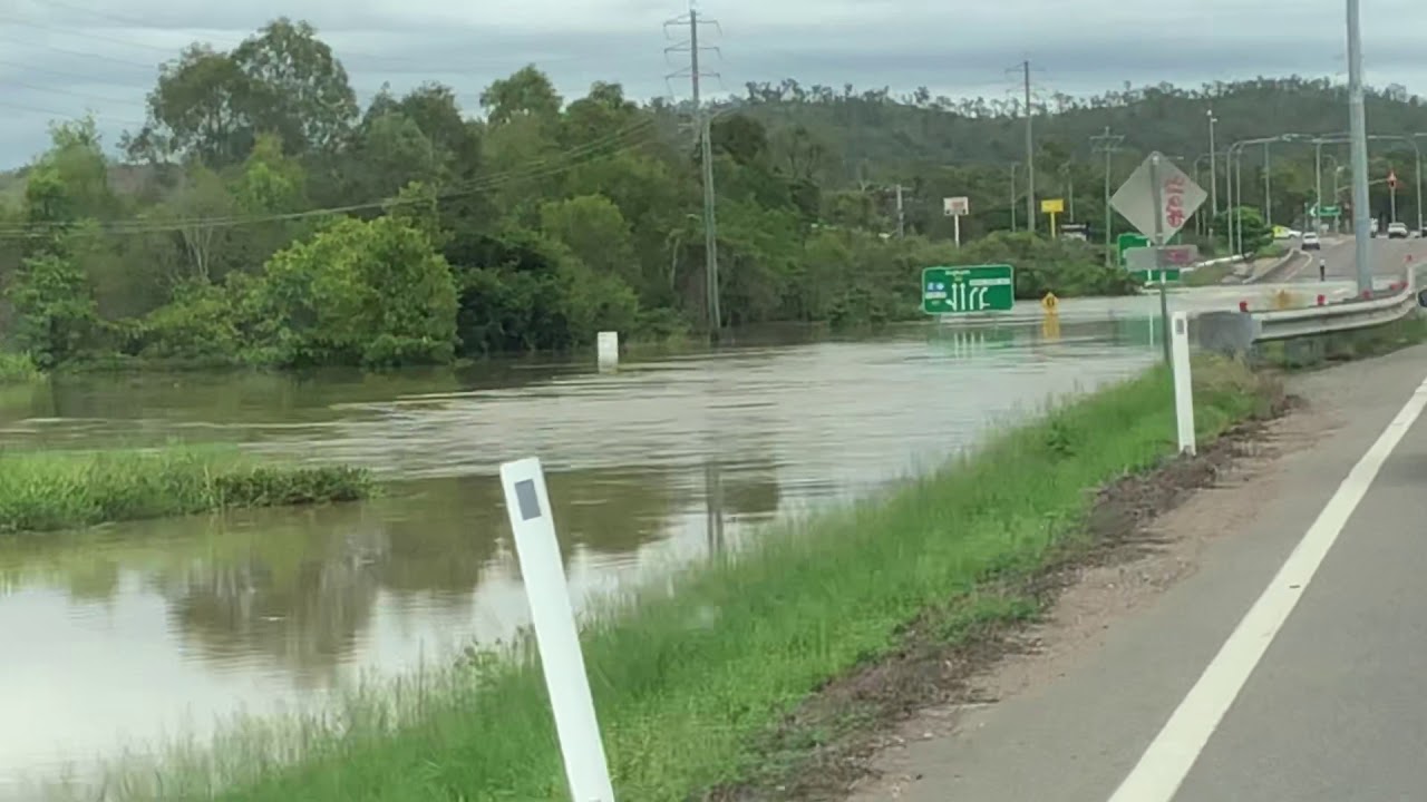 Bohle river flooding - YouTube